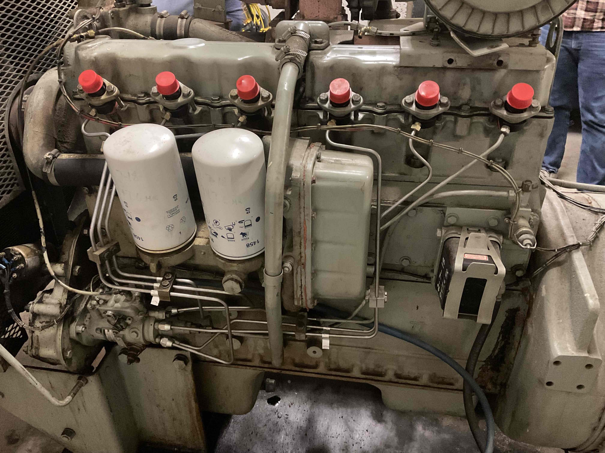 Why Is My Generator Shutting Down? 7 Common Causes And Solutions - Weld ...